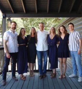 E6. Texas RoundUP: Interview with Republican Candidate Caroline Kane ...